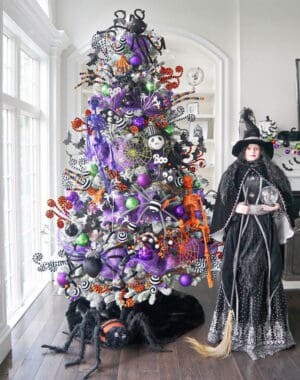 25 Halloween Trees That Will Convince You To Put Your Christmas Tree Up ...