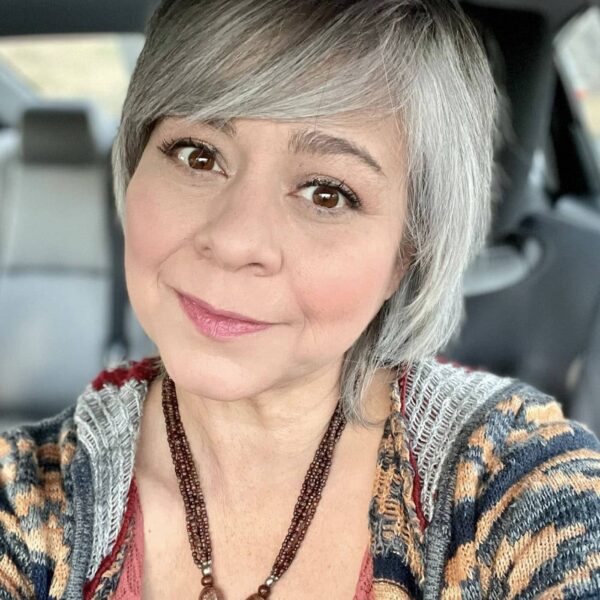 55+ Flattering Haircuts And Hairstyles For Women Over 40 – Midlife Rambler