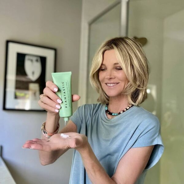 55+ Flattering Haircuts And Hairstyles For Women Over 40 – Midlife Rambler