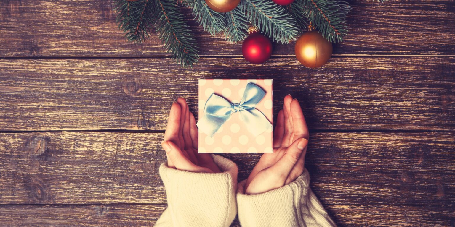 25 Essential Tips For Holiday Self Care - Manage Holiday Stress ...