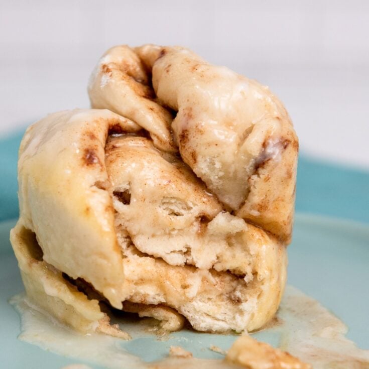Microwave Cinnamon Roll For One – Midlife Rambler