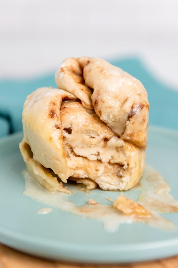 Microwave Cinnamon Roll For One – Midlife Rambler